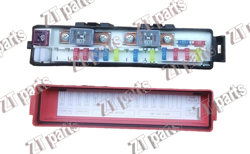 91A04-26022 & 91A04-26021 Fuse Box